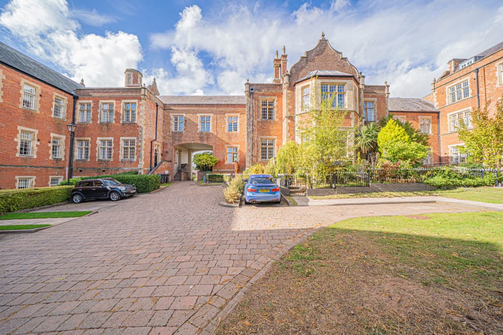 Properties for sale in Balsall Common | Xact Homes Sales & Letting